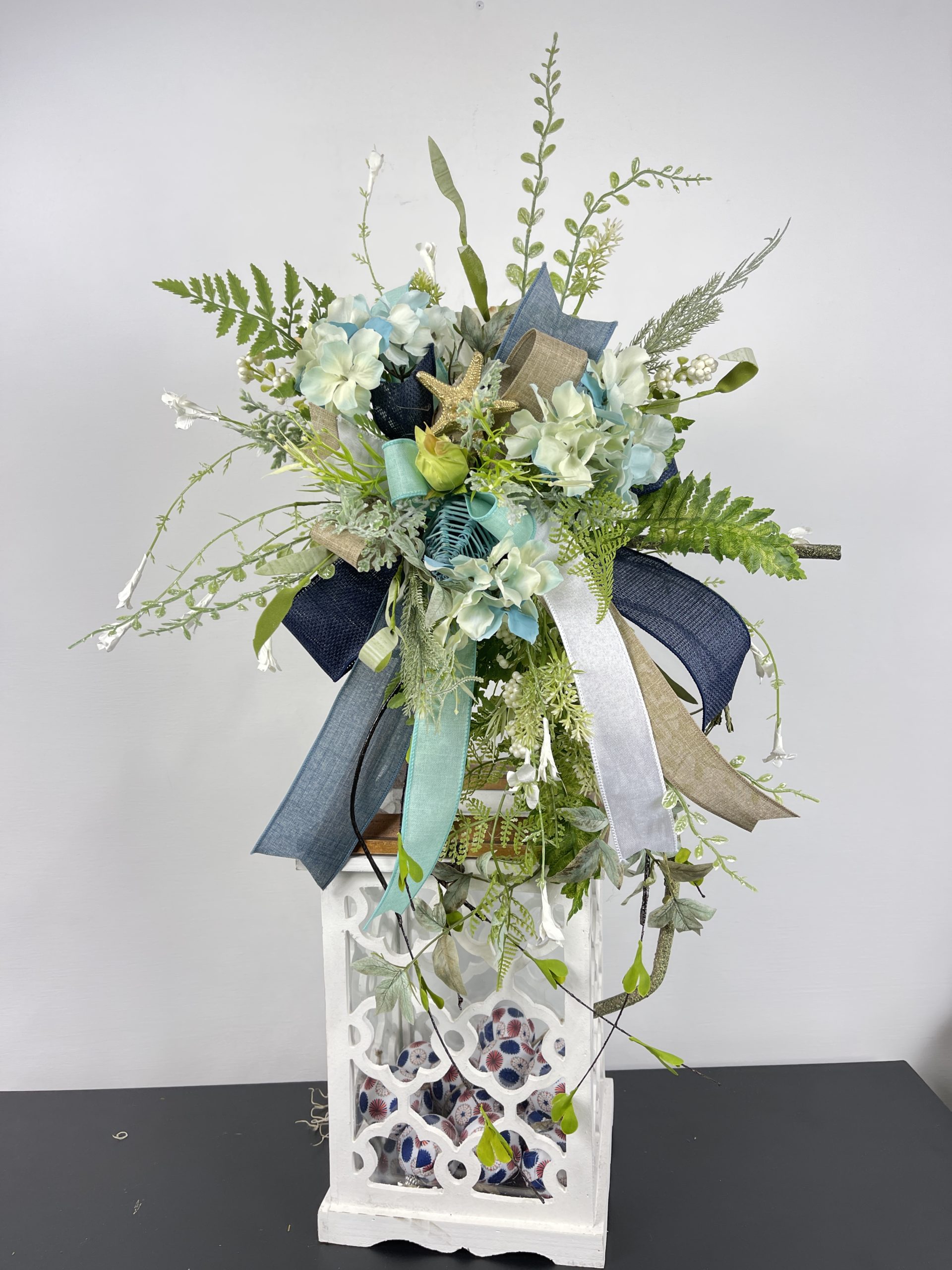 Lantern Swags | The Makers University